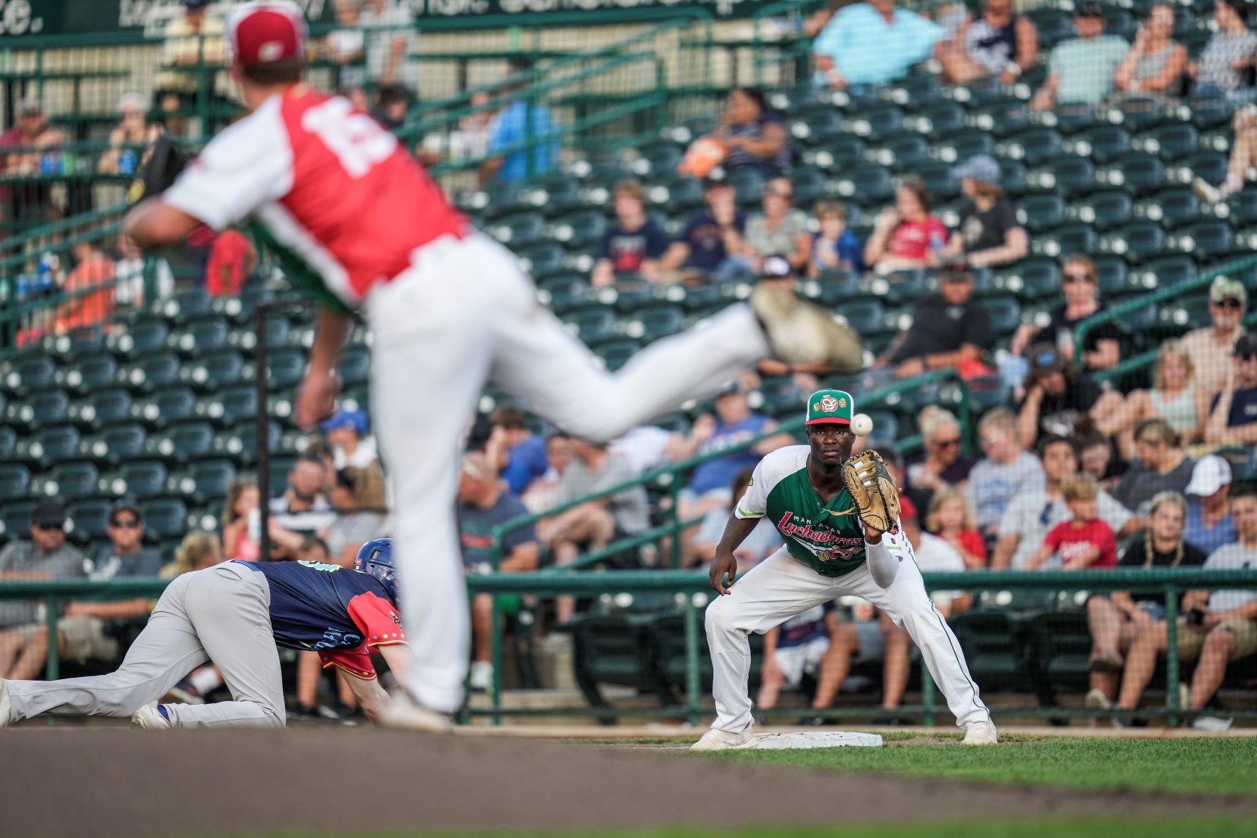 Luis_FW_22_1B - MadFriars